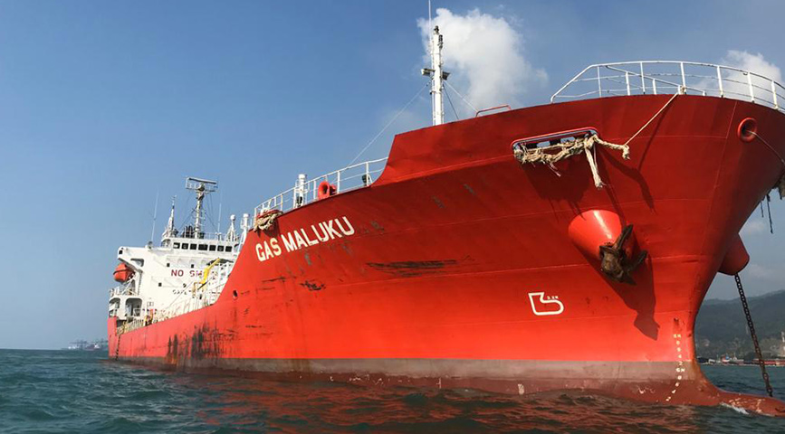 GAS TANKER